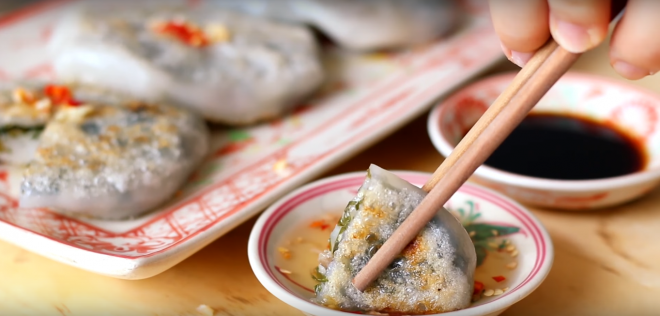 Garlic Chive Dumplings - Bánh hẹ - Helen’s Recipes Official Website